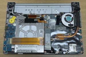 Let’s note CF-SV7を分解、PCIe SSDへの換装プロセスと内部の構成 | Win And I net