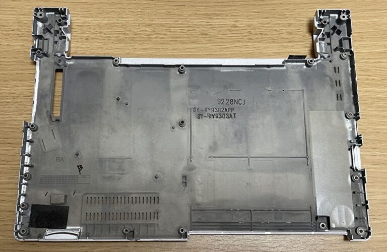 Let’s note CF-SV7を分解、PCIe SSDへの換装プロセスと内部の構成 | Win And I net